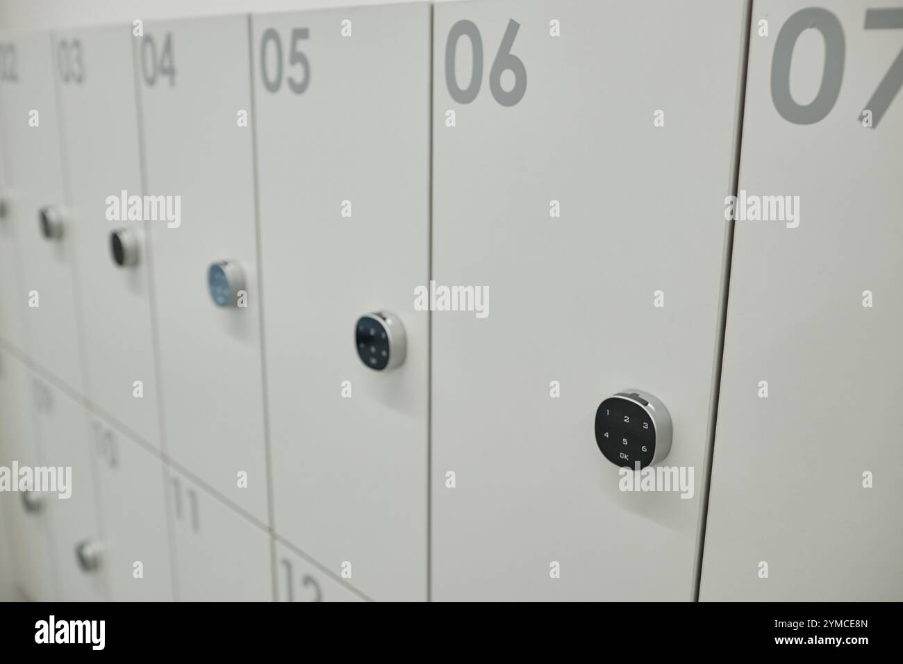 Digital door lock with keypads hi-res stock photography and images - Alamy