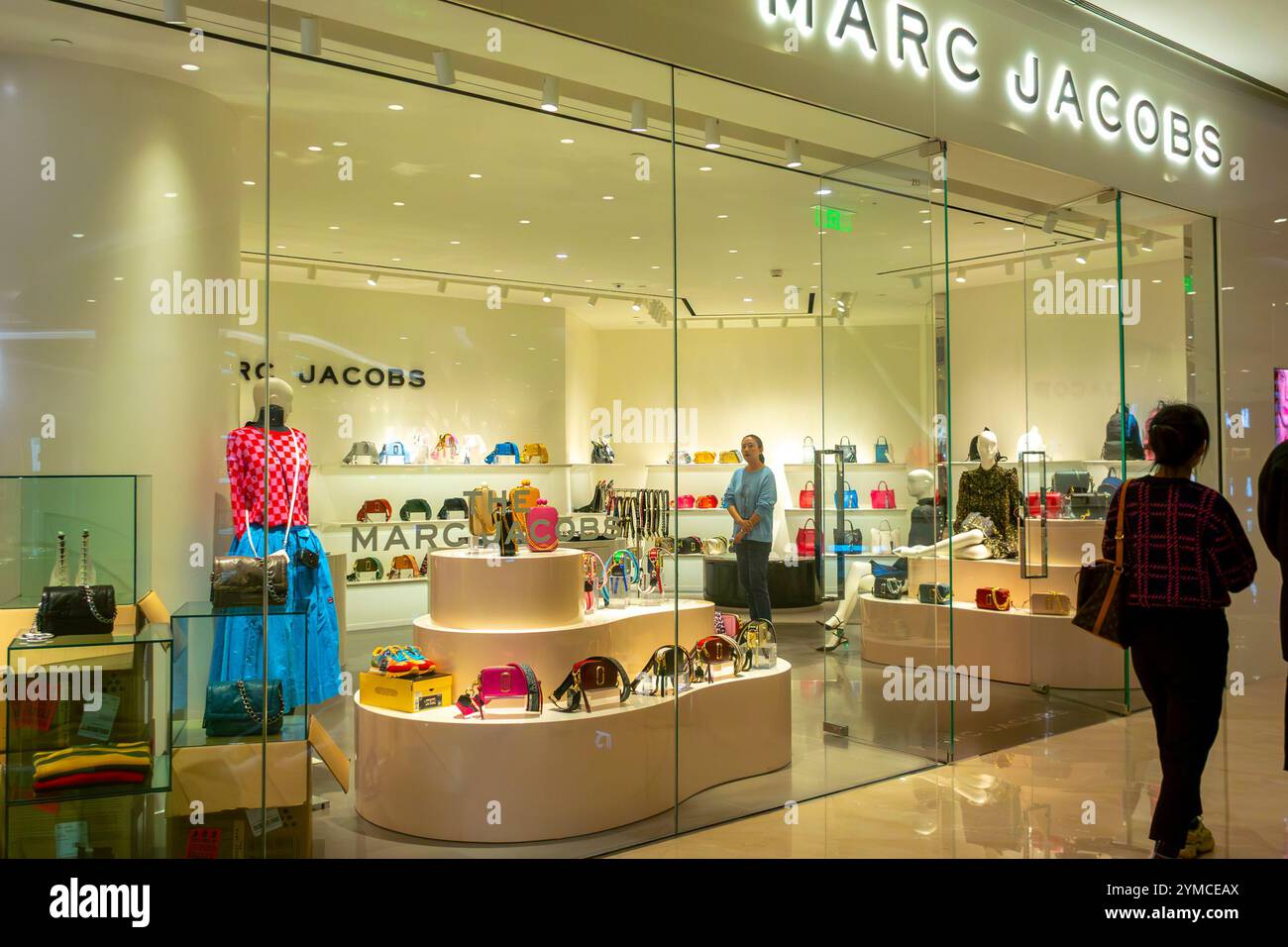 Marc jacobs shop front hi-res stock photography and images - Alamy