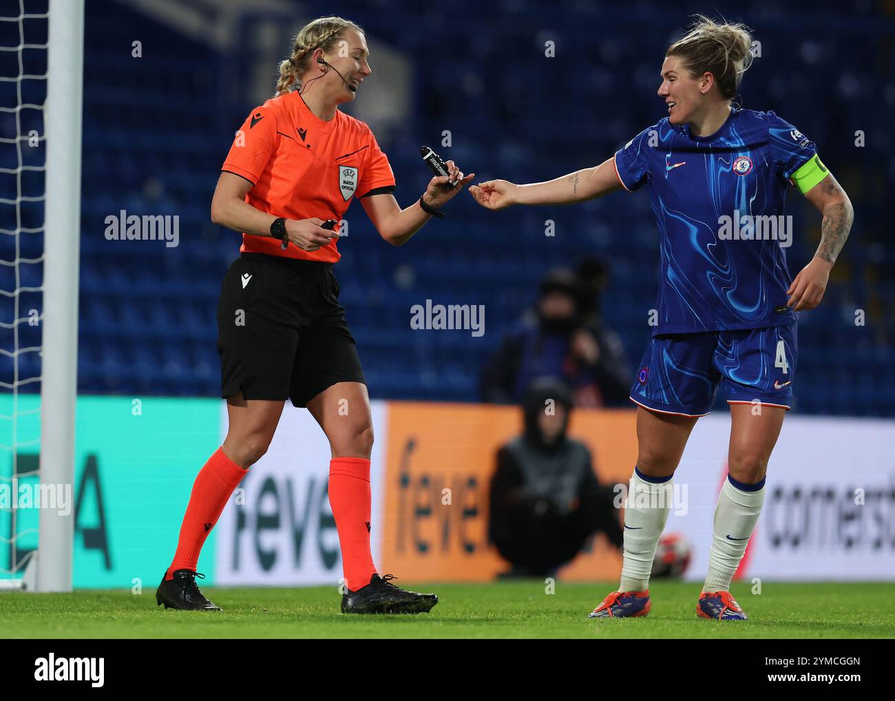 Referee spray foam hi-res stock photography and images - Alamy