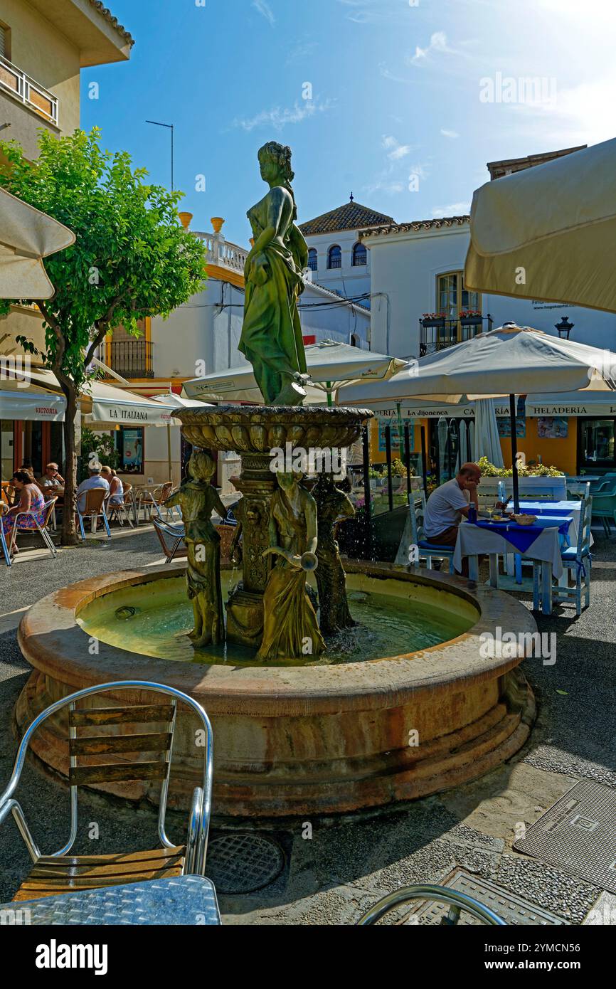 Menschen brunnen hi-res stock photography and images - Alamy