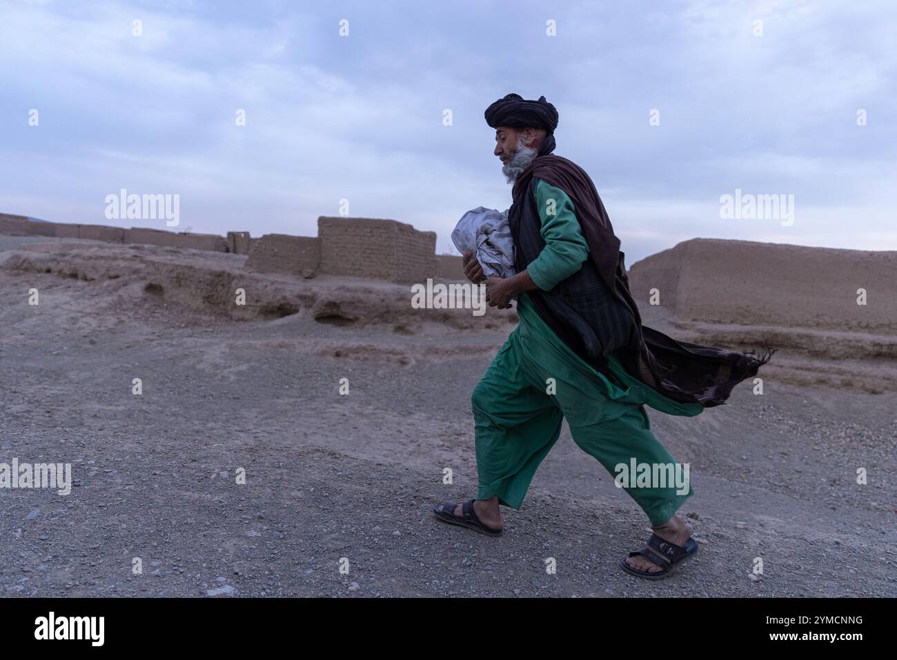 Settlement issues hi-res stock photography and images - Alamy