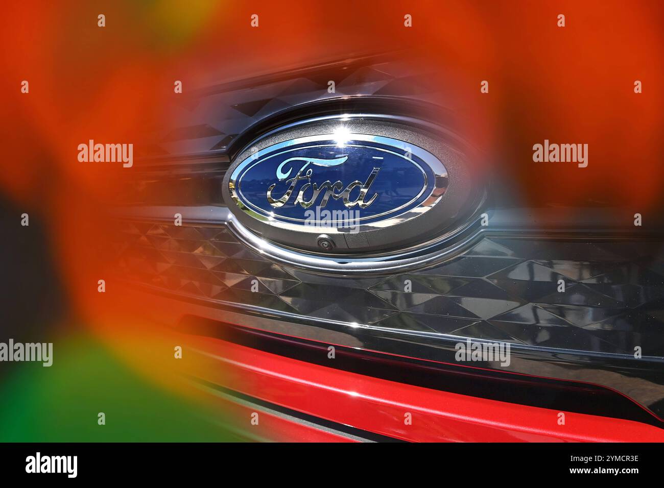 Open Space auf dem Koenigsplatz,FORD Stand.Logo,Markenemblem, IAA ...