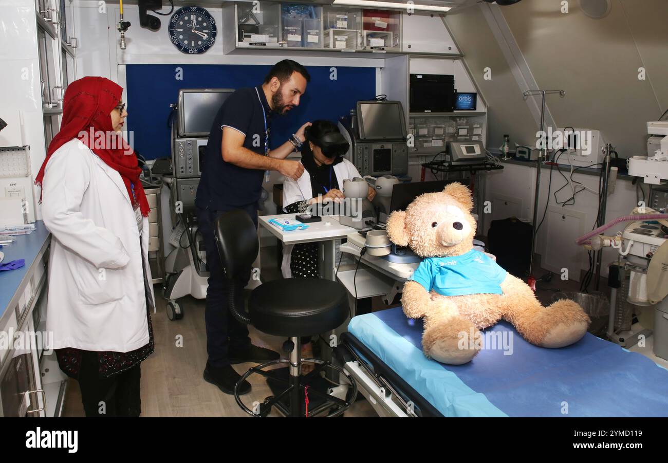 Orbis flying eye hospital Stock Photo - Alamy