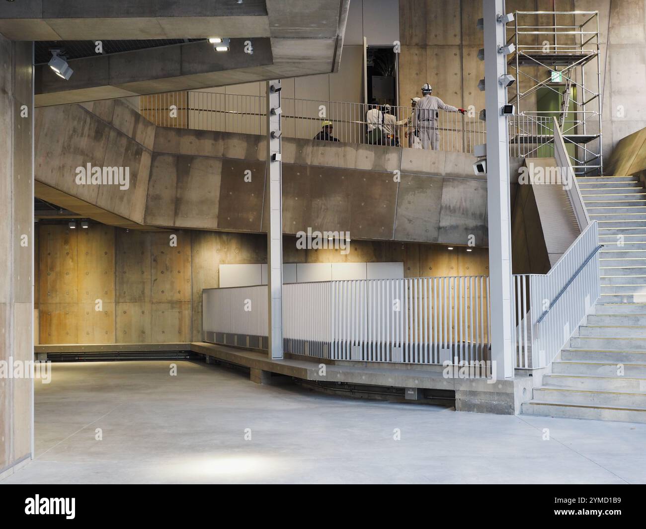 Tokyo sony building architecture hi-res stock photography and images ...