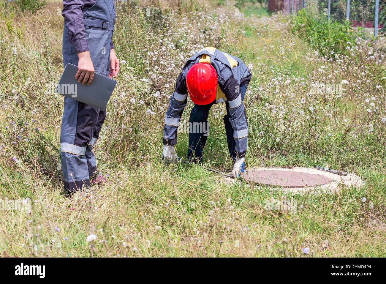 Municipal workers repair water hi-res stock photography and images - Alamy