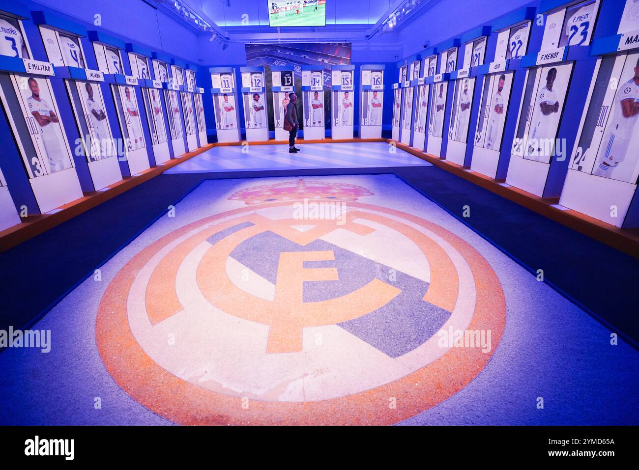 Real madrid loker room hi-res stock photography and images - Alamy