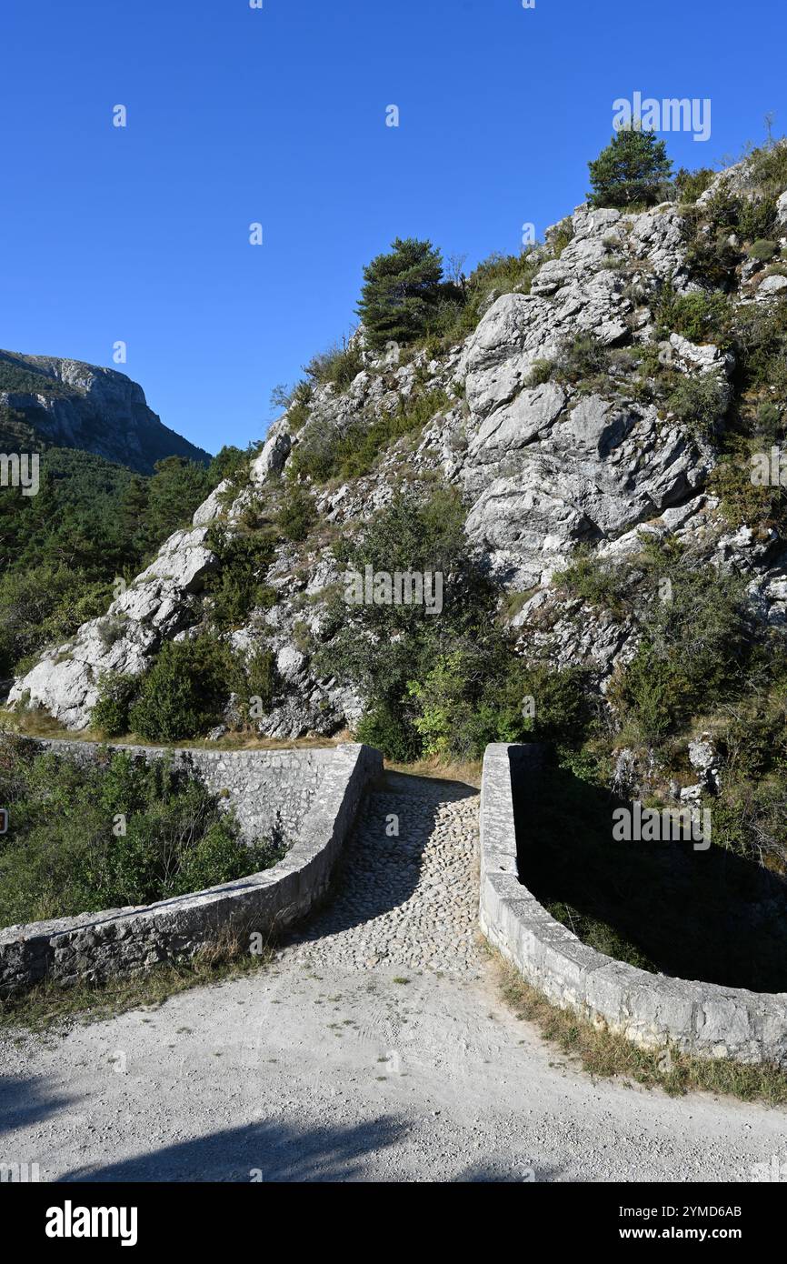 Pont de Madame (1735), aka Pont de la Serre, a Single Arch Stone ...