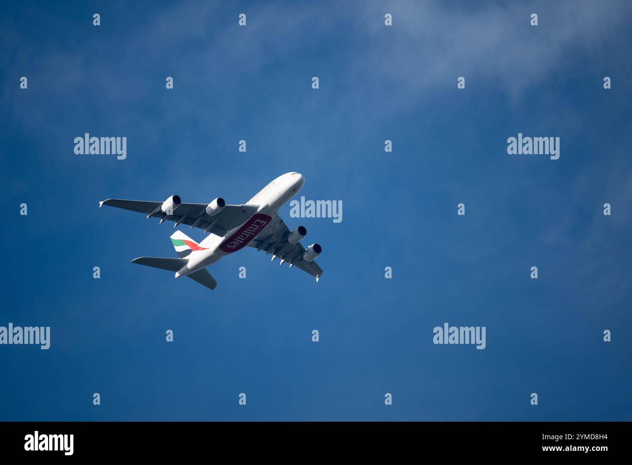 Emirates Airlines Airbus A380 seen from below (A6-EOP Stock Photo - Alamy