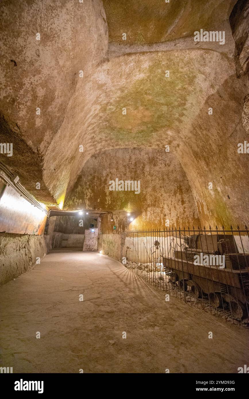 Naples. Historical Center. Underground Naples. Aqueduct-cistern of the ...