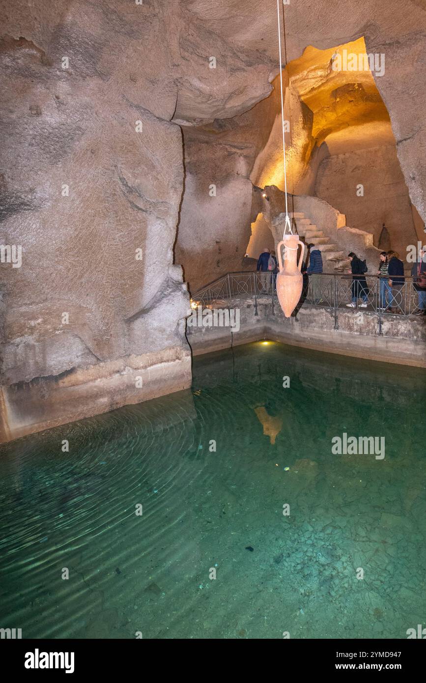 Naples. Historical Center. Underground Naples. Aqueduct-cistern of the ...