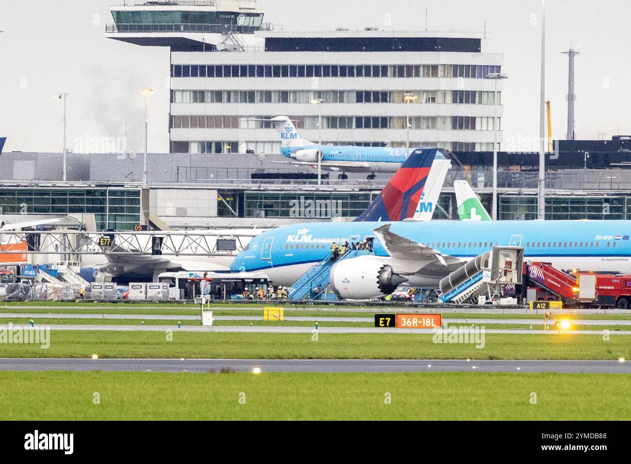 Emergency services schiphol hi-res stock photography and images - Alamy