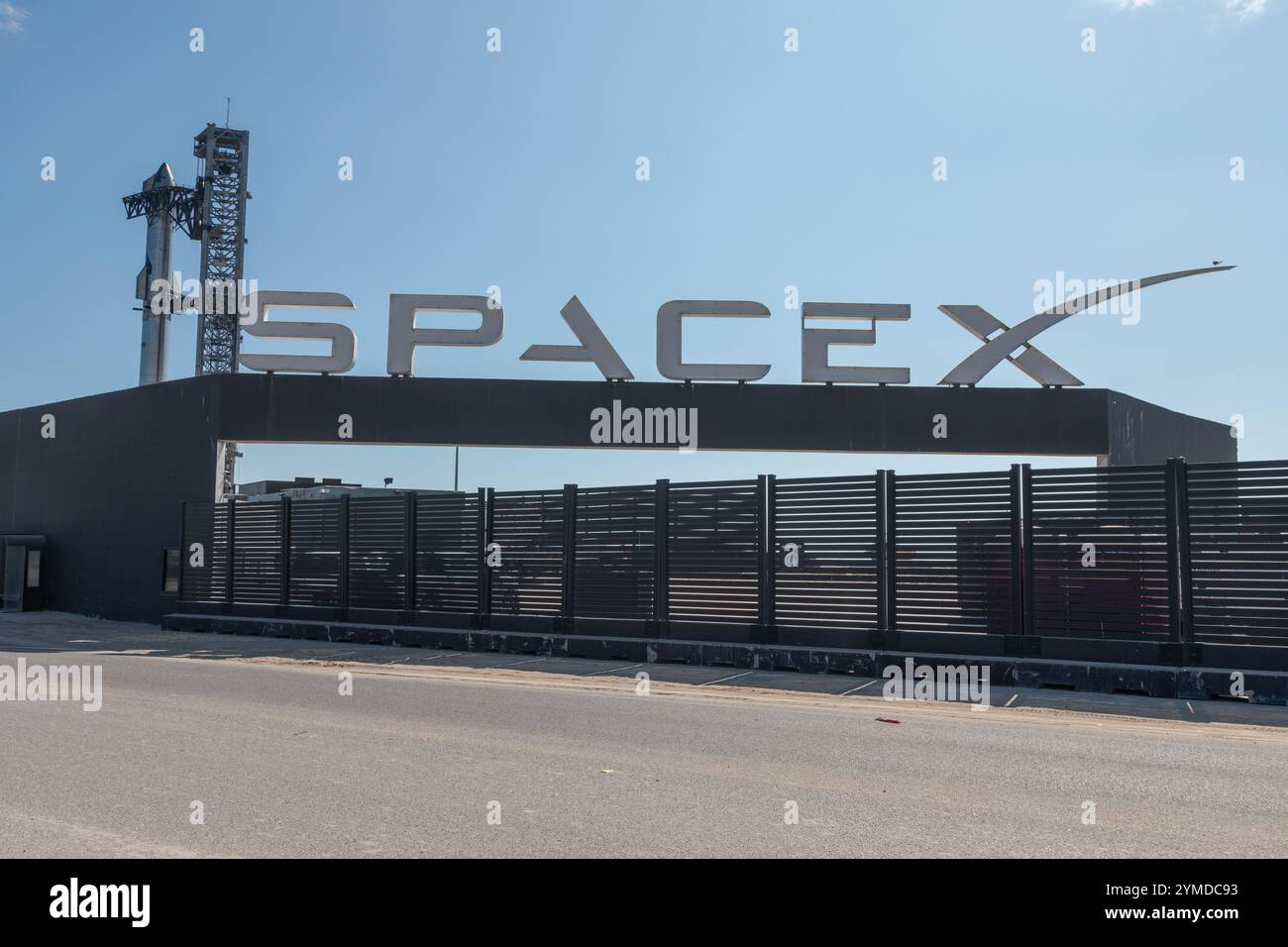 Month by month the changes to the entire SpaceX Starship rocket factory ...