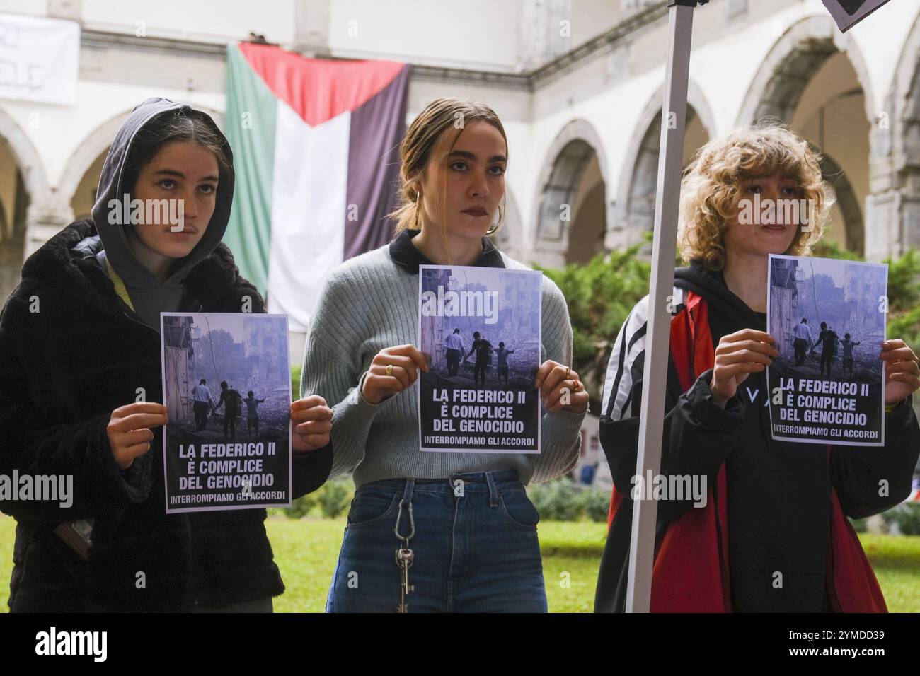 Napoli, Italy. 21st Nov, 2024. The flash-mob with the mock Israeli ...