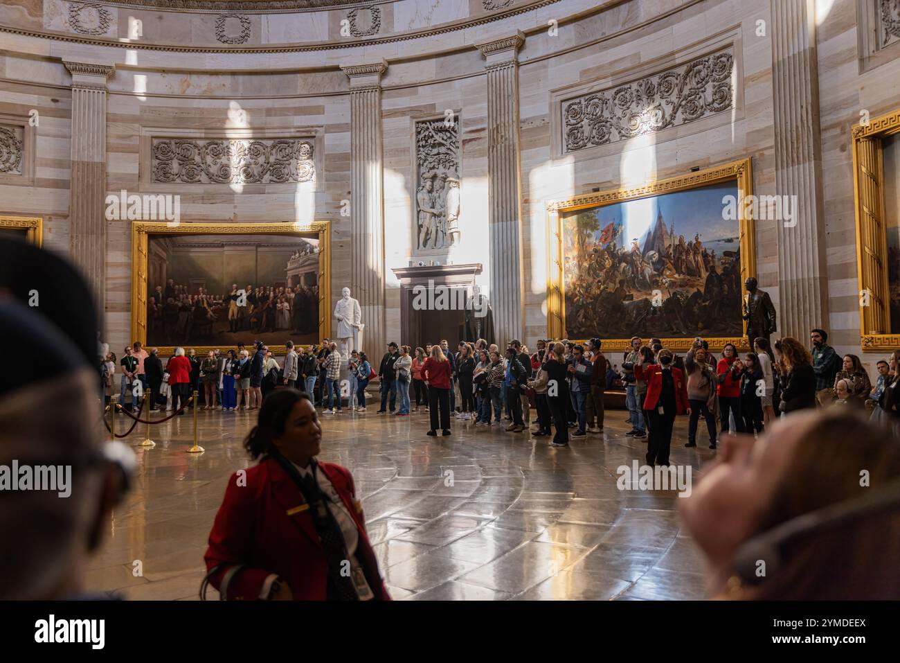 WASHINGTON DC - NOVEMBER 17, 2024: Tourists group visiting the United ...