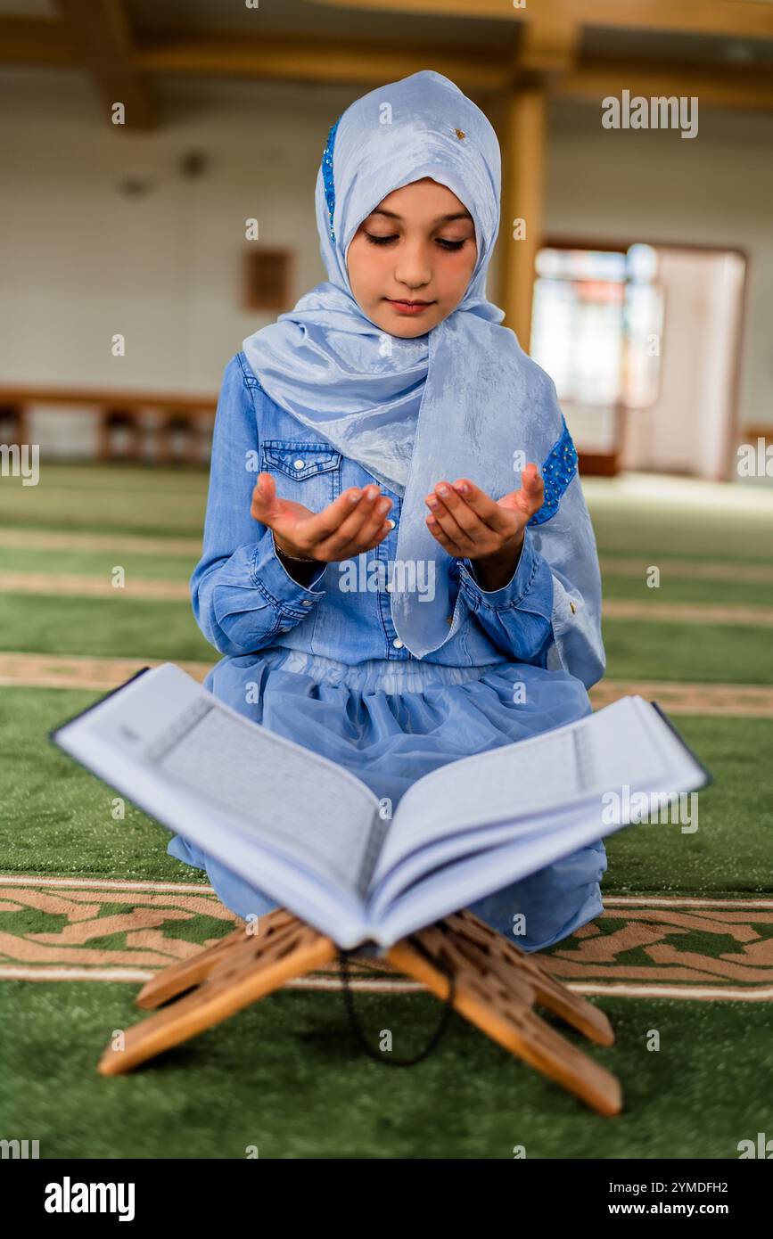 A Muslim prayer praying inside the mosque Stock Photo - Alamy
