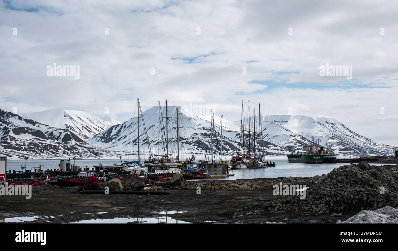 Landscapes around the town of Longyearbyen Svalbard, Norway Stock Photo ...