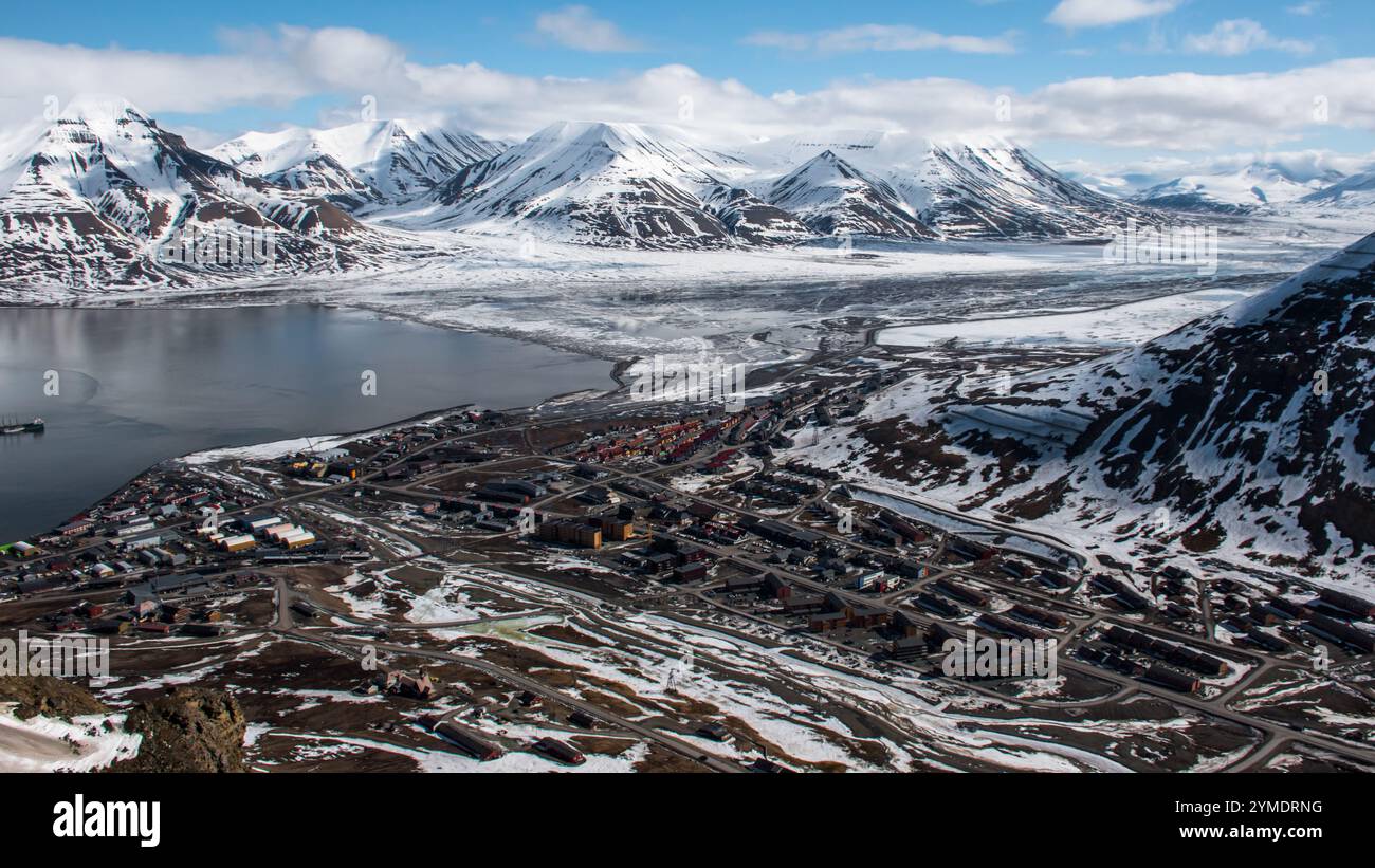 Landscapes around the town of Longyearbyen Svalbard, Norway Stock Photo ...
