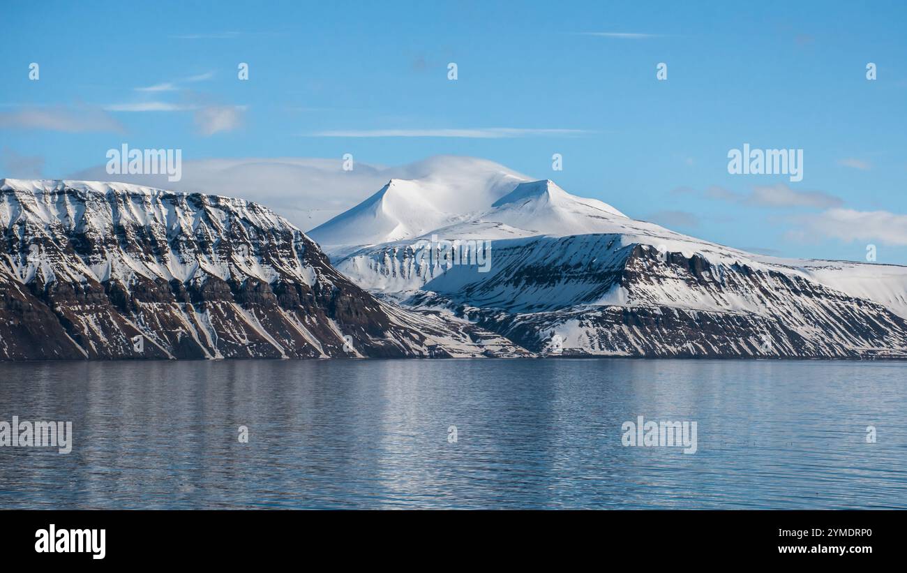 Landscapes around the town of Longyearbyen Svalbard, Norway Stock Photo ...
