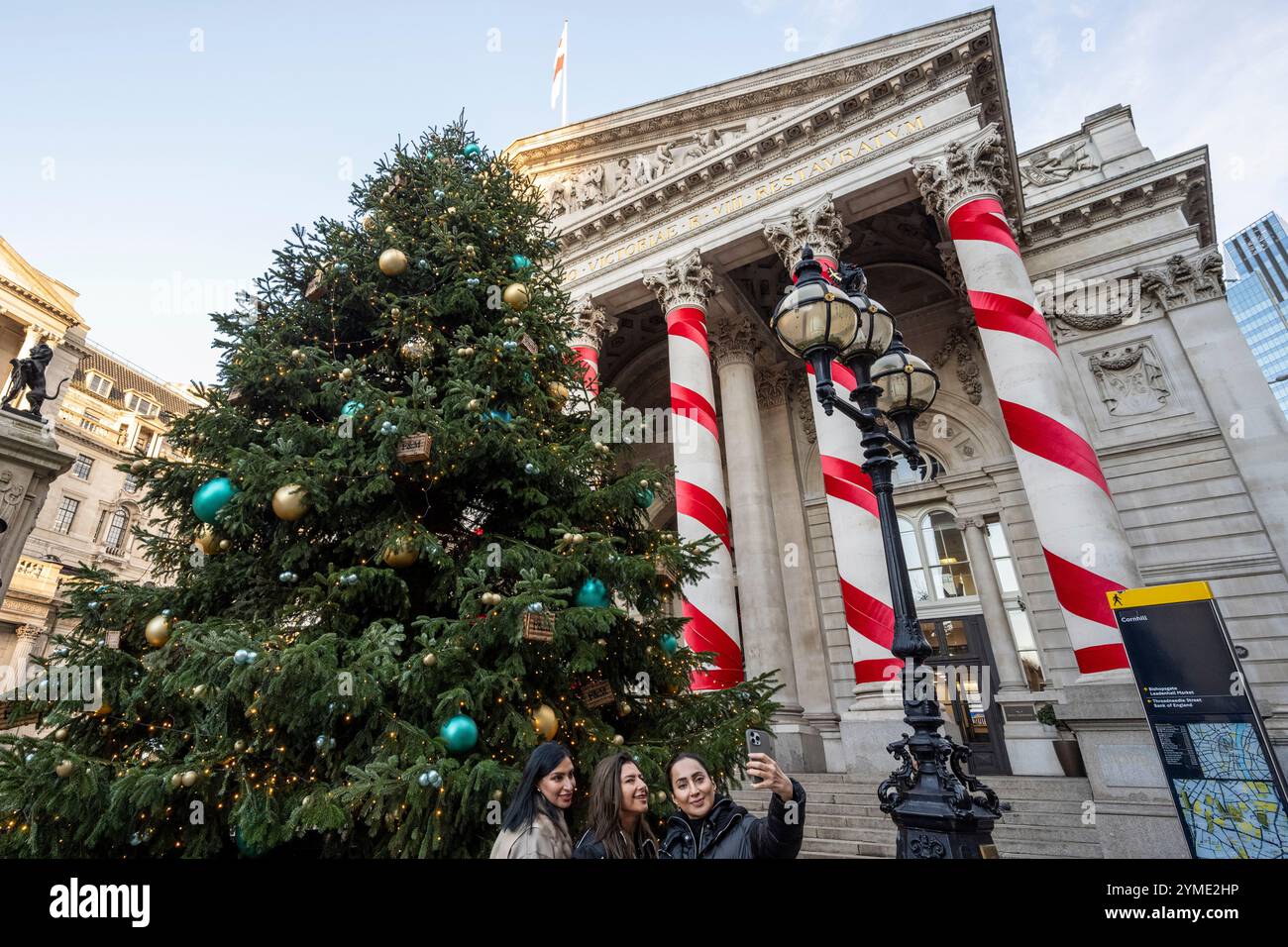 London, UK. 21 November 2024. A Fortnum and Mason Christmas tree next ...