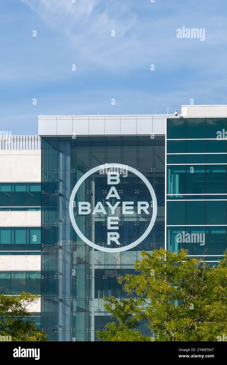 Bayer HealthCare U.S. headquarters in Whippany, New Jersey Stock Photo ...