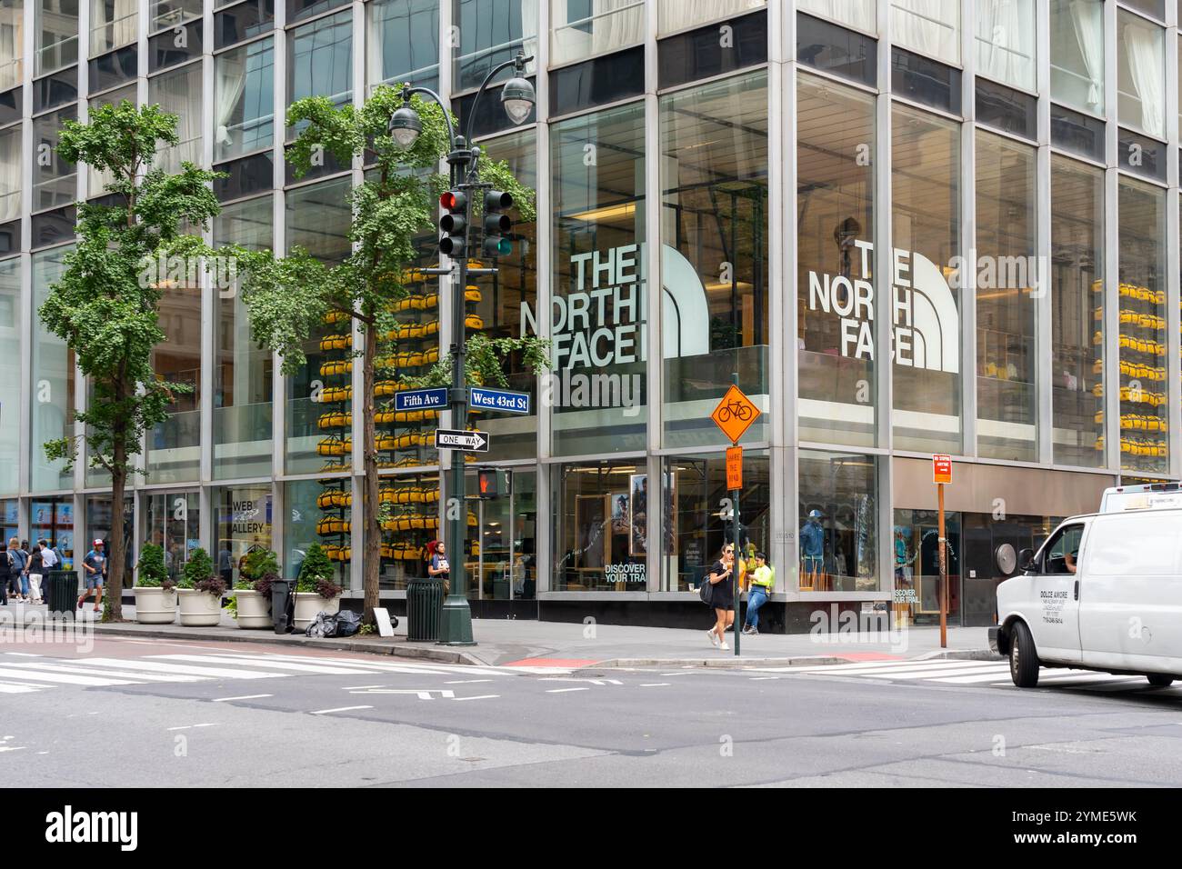 New York City, USA - August 17, 2022: A North Face store on Fifth Ave ...