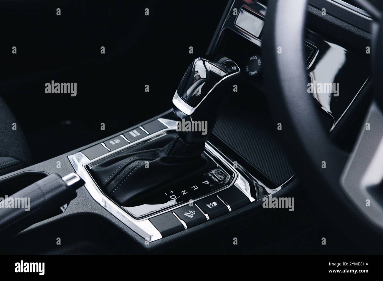 Car gear stick Stock Photo - Alamy