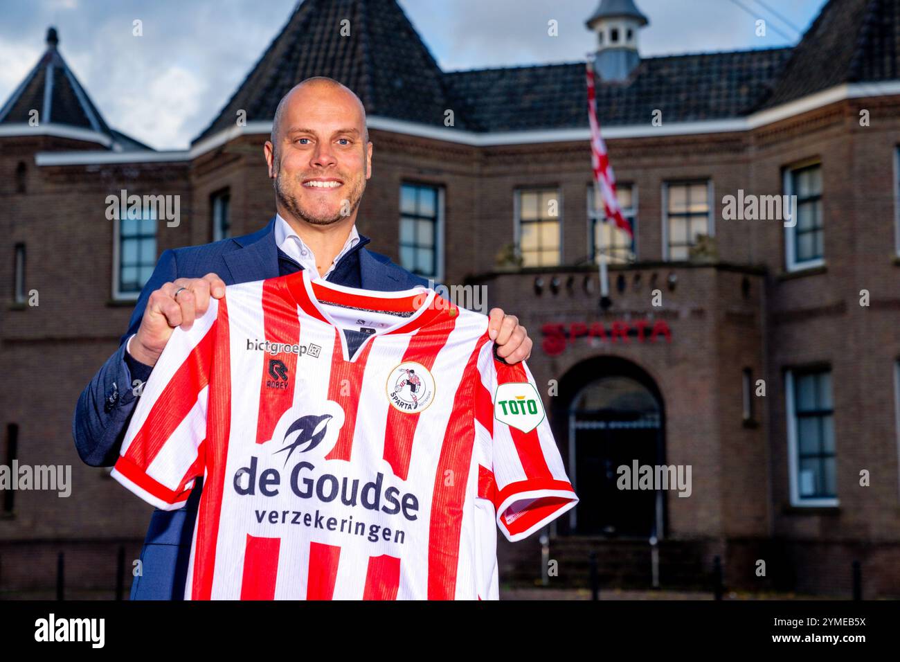 Rotterdam, Netherlands. 19th Nov, 2024. ROTTERDAM, 20-11-2024, Spartastadion Het Kasteel ...