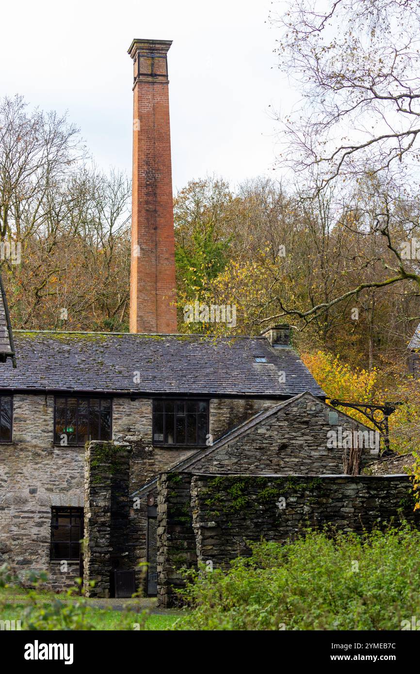 Old mill district hi-res stock photography and images - Alamy