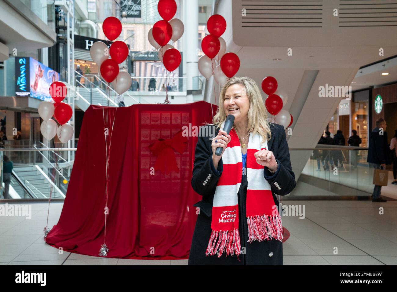 Christine Hogarth, MPP of Etobicoke Lakeshore attends Light The World ...
