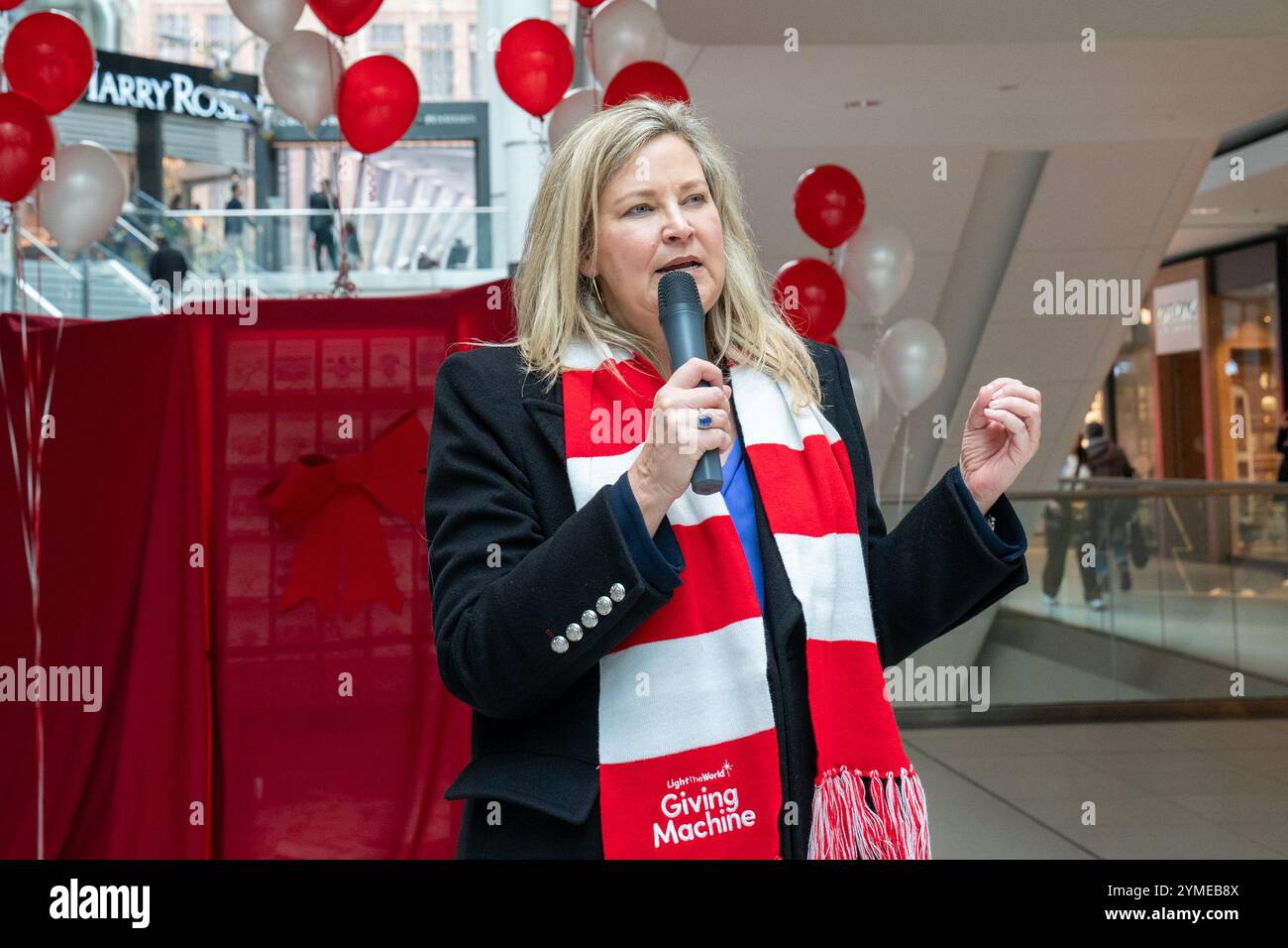 Christine Hogarth, MPP of Etobicoke Lakeshore attends Light The World ...
