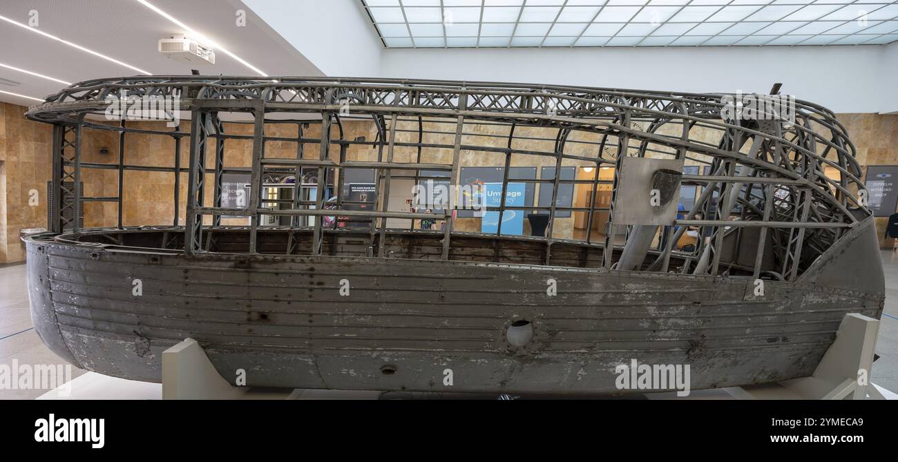 Original of the backboard engine nacelle of the naval airship L 30 ...