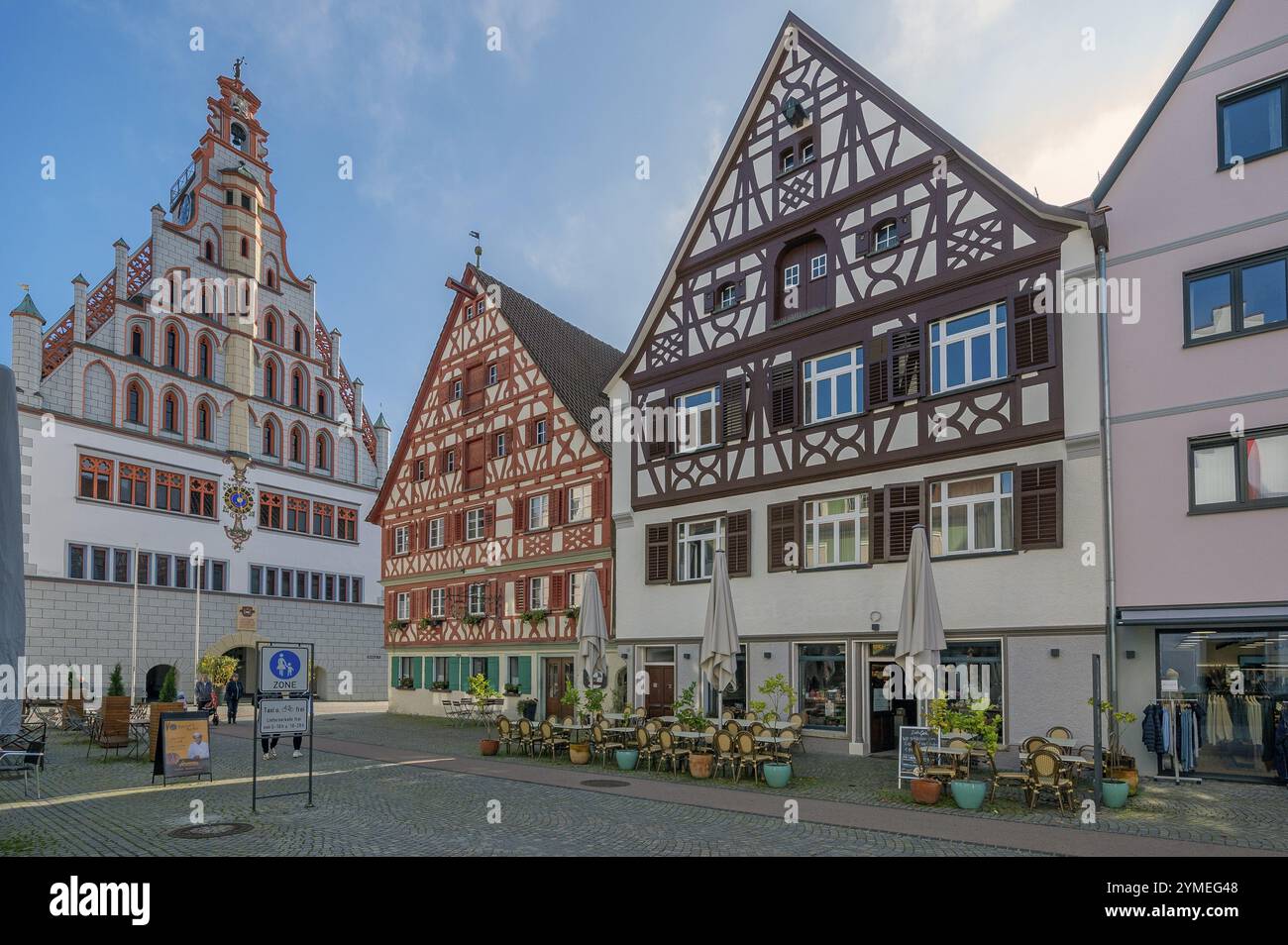 Gothic upper half hi-res stock photography and images - Alamy