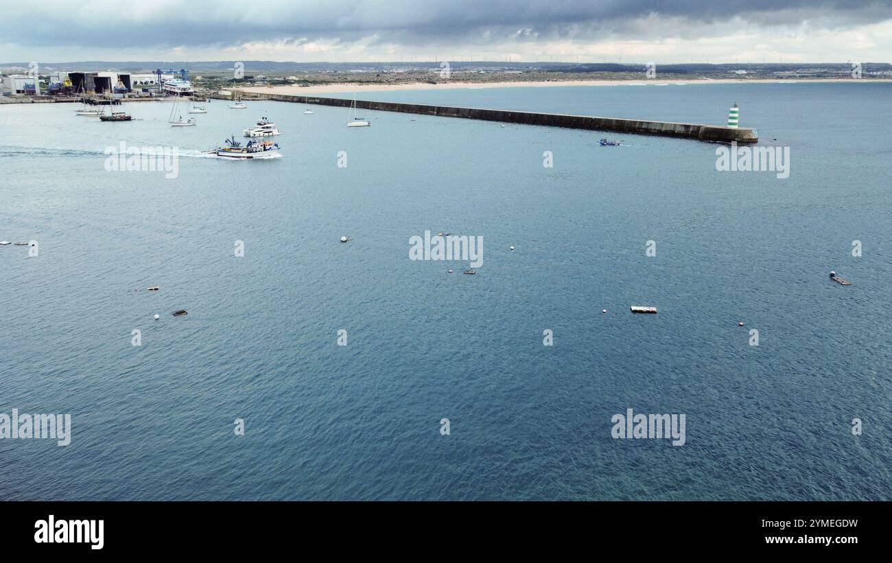 Aerial photo of Peniche and Peniche harbour Stock Photo - Alamy