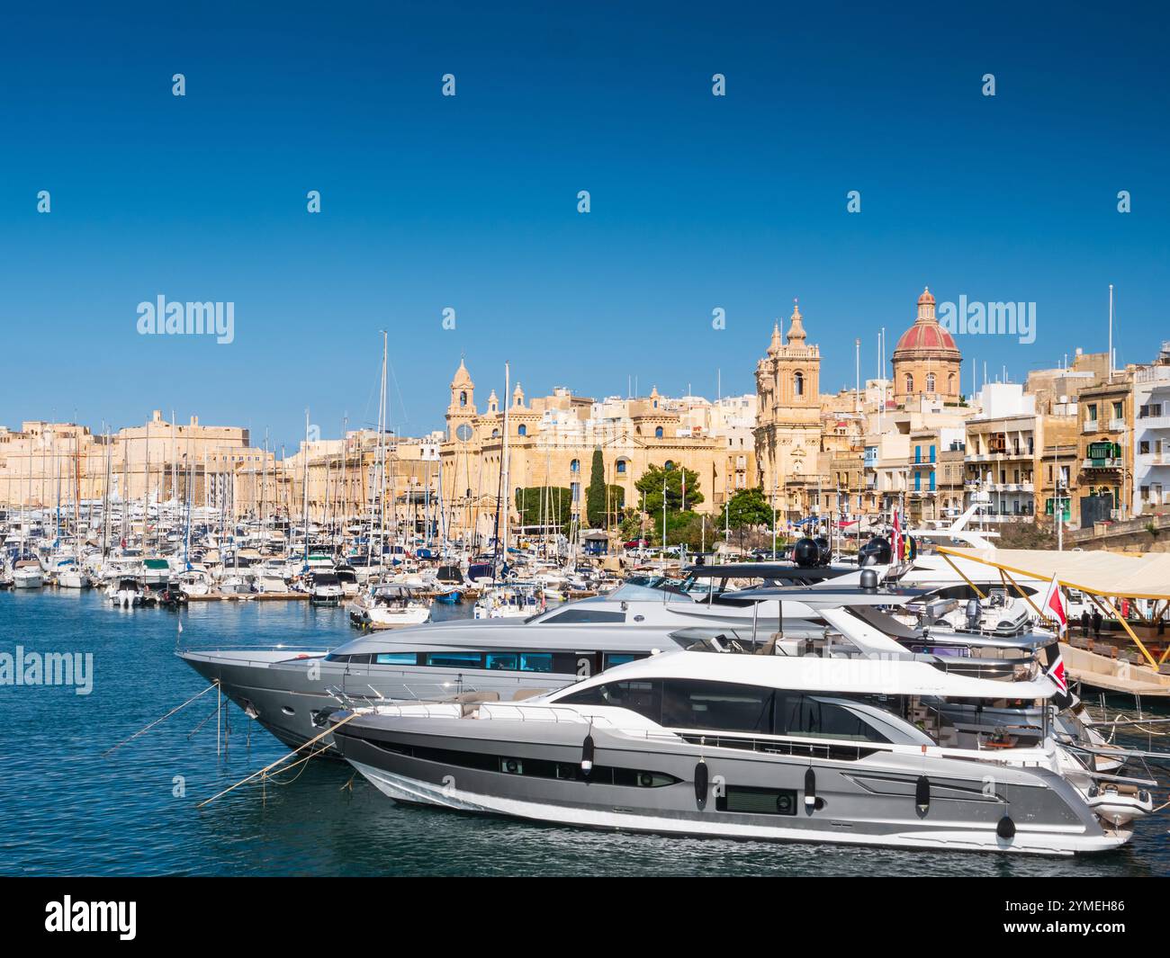 Luxury yachts at the Vittoriosa waterfront marina, Birgu, Valletta ...