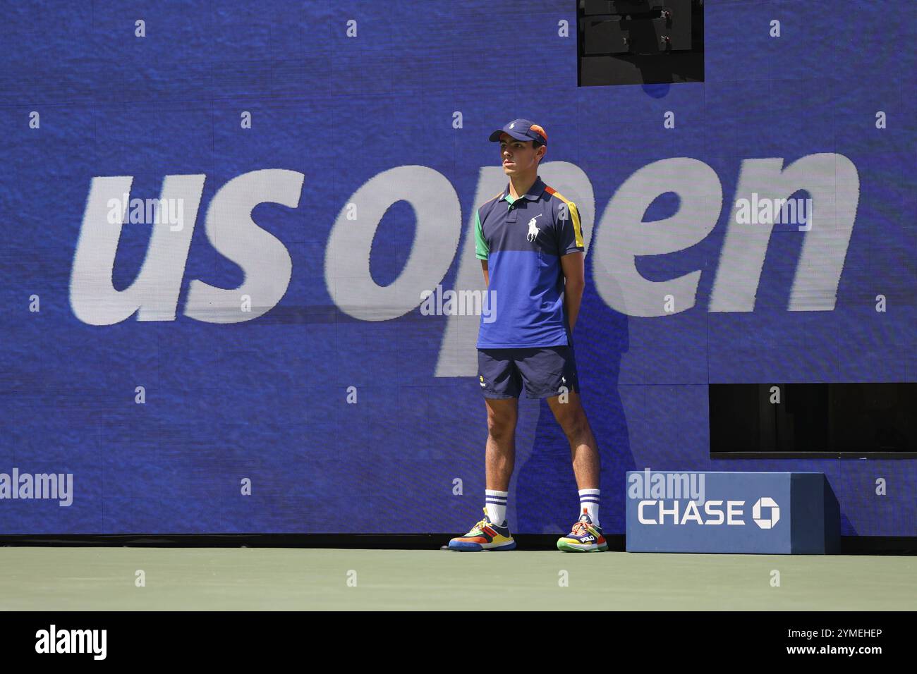 Us open 2024 court serve hi-res stock photography and images - Alamy