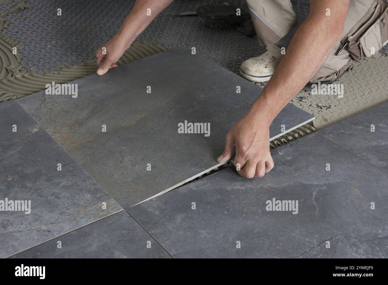 Tiles installed hi-res stock photography and images - Alamy