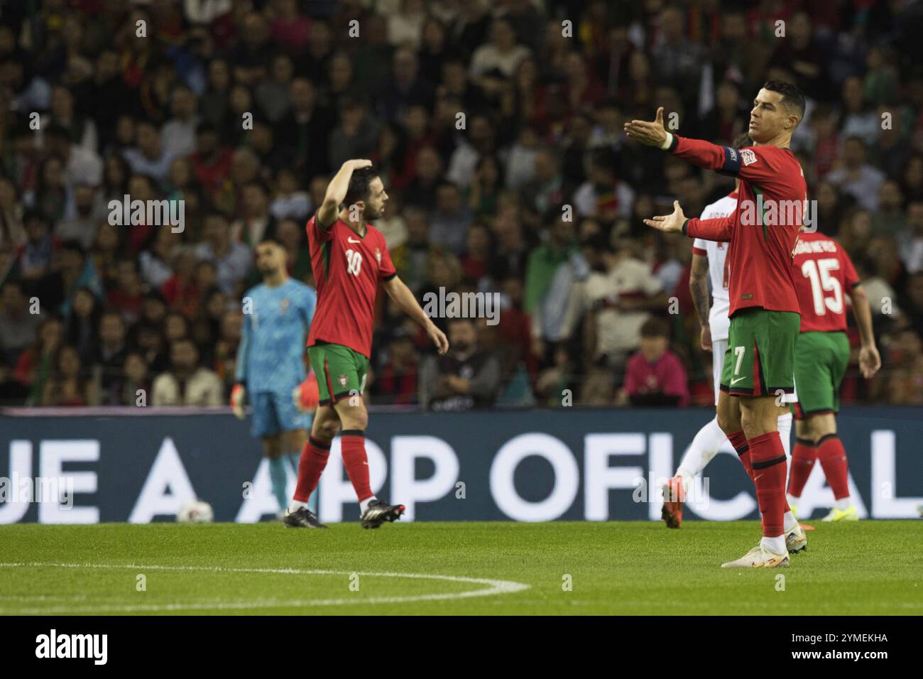 Sports game arms raised hi-res stock photography and images - Alamy