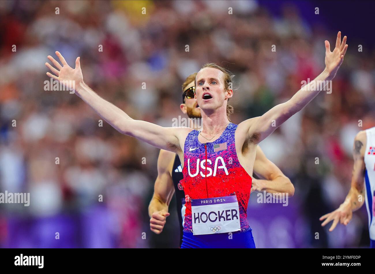 Cole Hocker winning in the 1500 meters at the Paris 2024 Olympic Games ...
