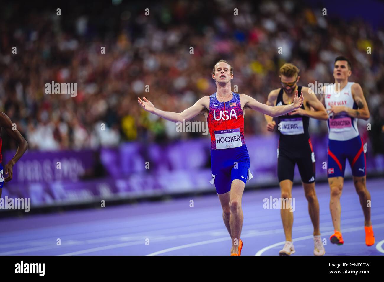 Cole Hocker winning in the 1500 meters at the Paris 2024 Olympic Games ...
