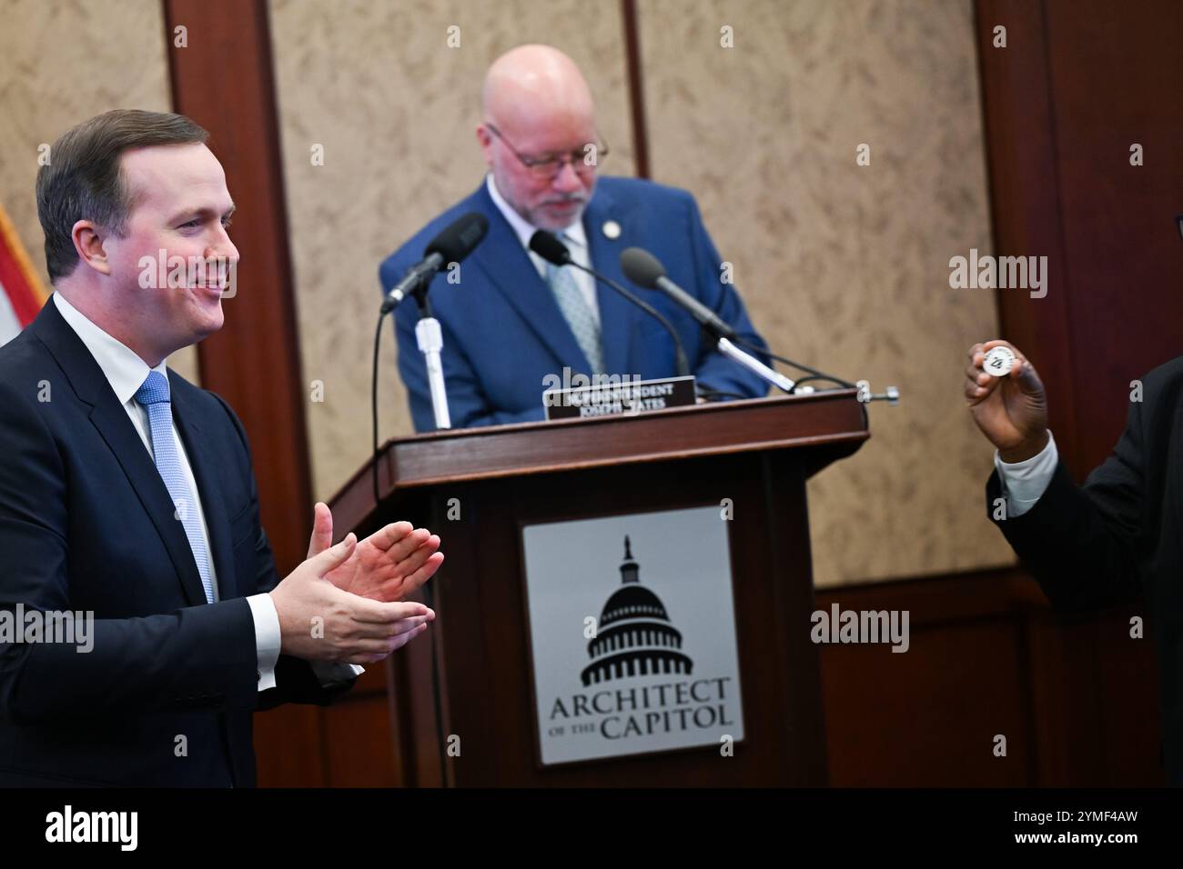 Members elect hi-res stock photography and images - Alamy