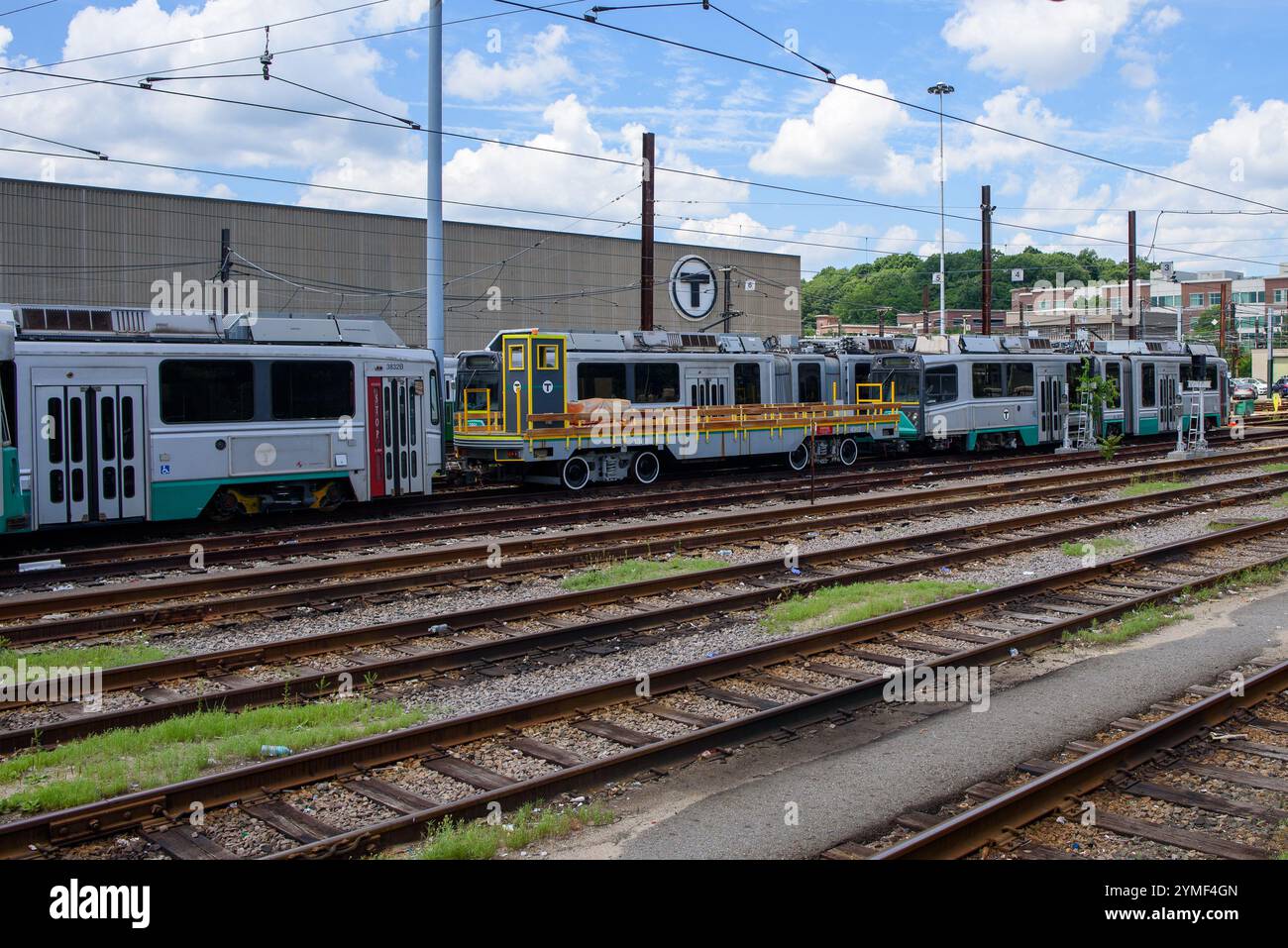 Mbta commuter rail hi-res stock photography and images - Alamy