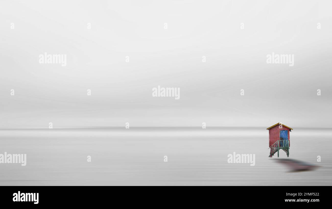 Minimal land sea landscape hi-res stock photography and images - Alamy
