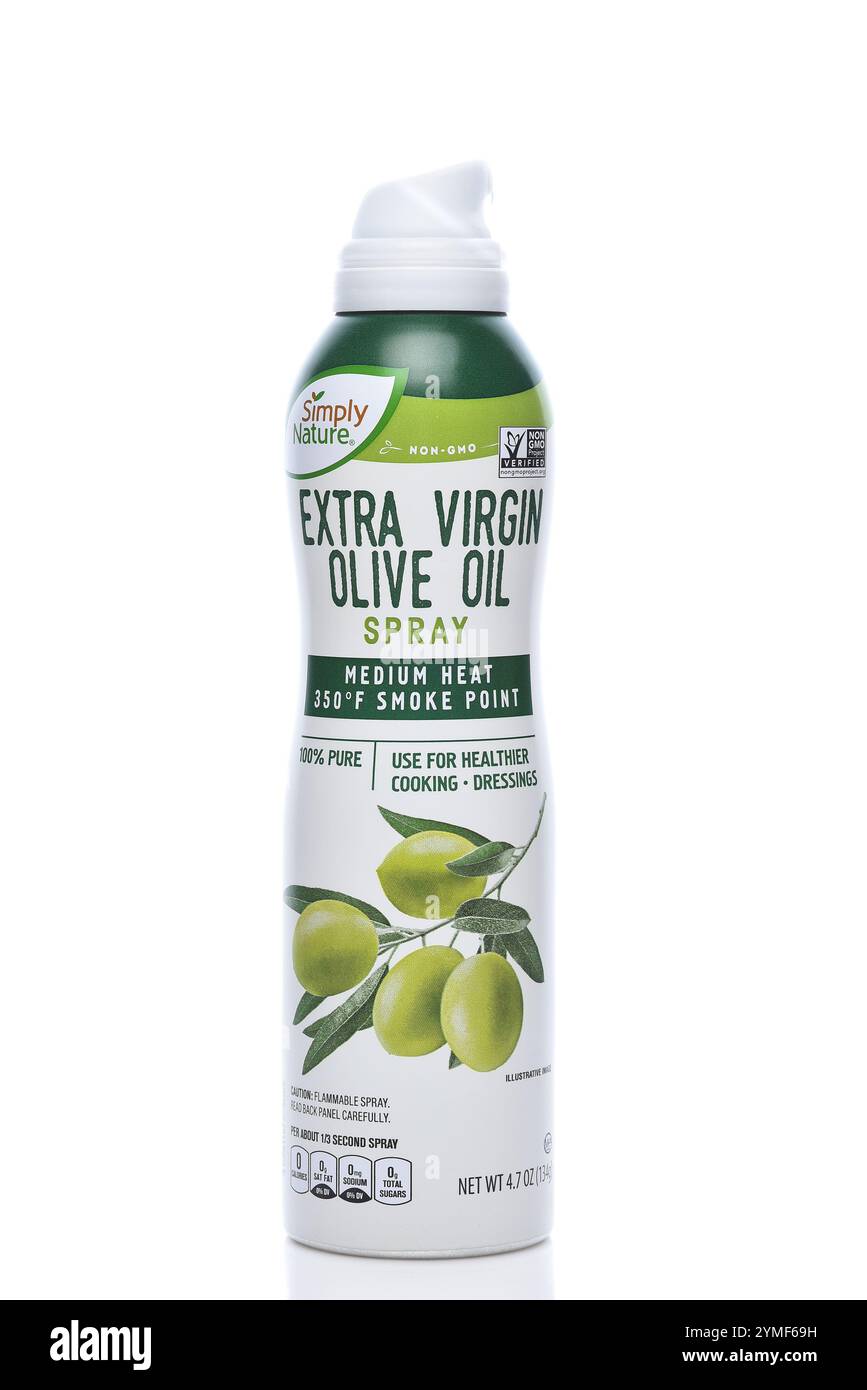 IRVINE, CALIFORNIA - 19 NOV 2024: Simply Nature Extra Virgin Olive Oil ...