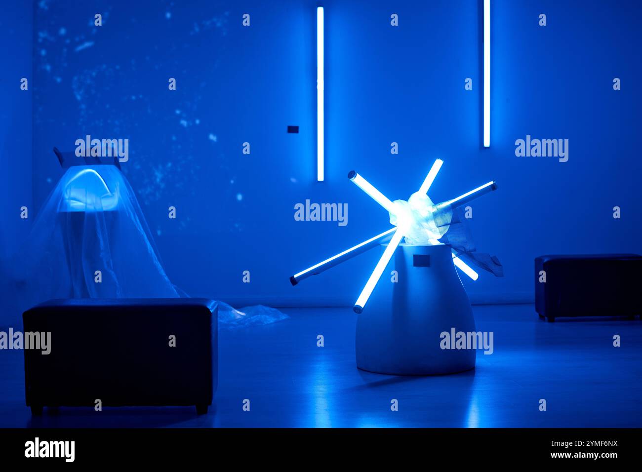 Glowing art installation hi-res stock photography and images - Alamy