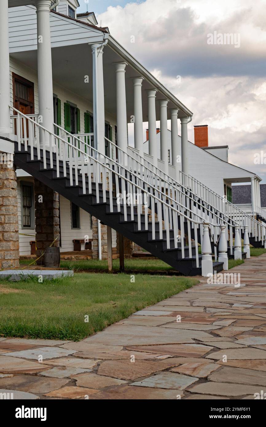 Fort Scott, Kansas - The Officers' Quarters at Fort Scott National ... Fort Scott, Kansas - The Officers' Quarters at Fort Scott National ...