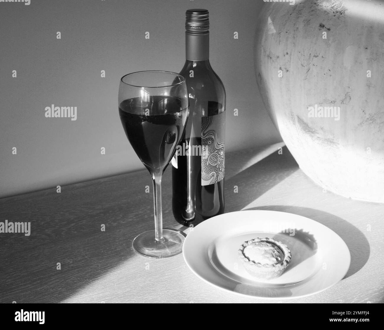 Wine celebrate holidays Black and White Stock Photos & Images - Alamy