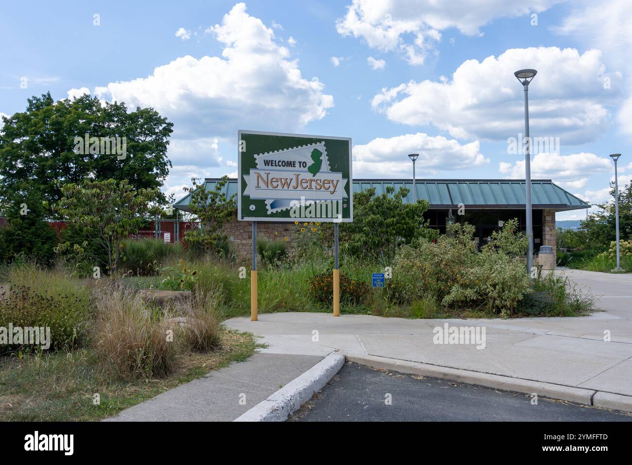Welcome new jersey state sign hi-res stock photography and images - Alamy