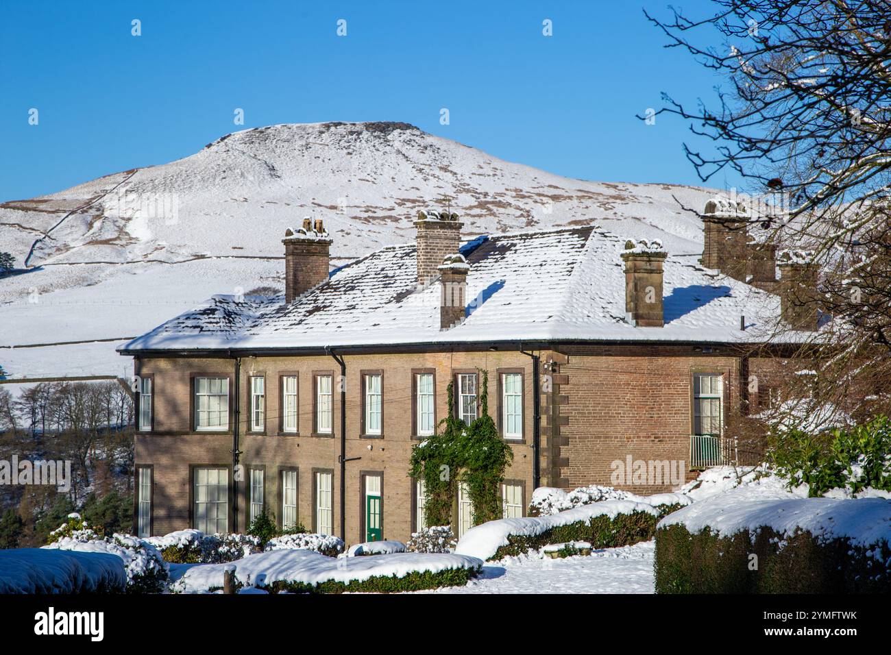 Crag hall snow hi-res stock photography and images - Alamy