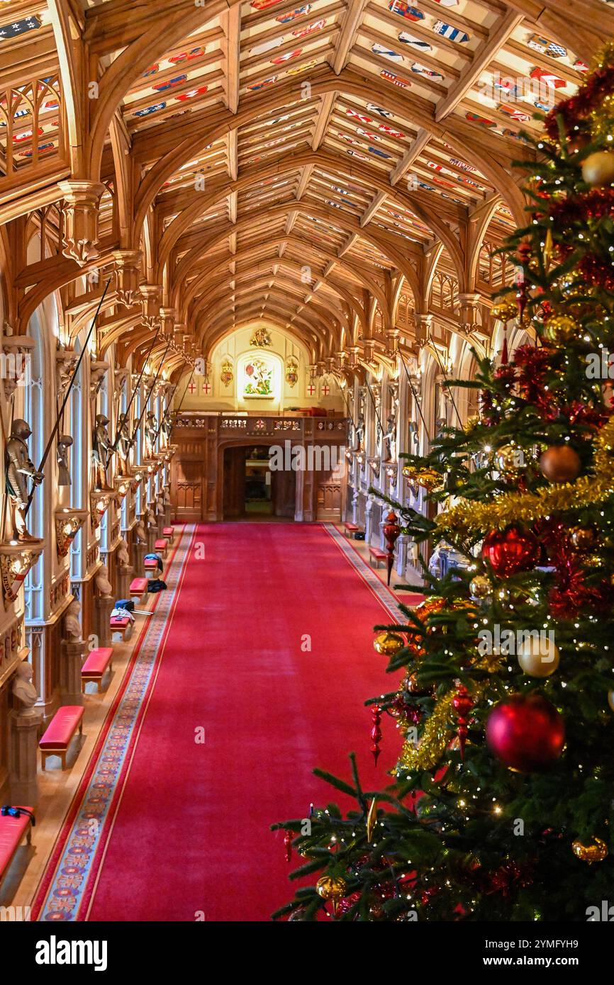 Windsor Castle, UK 21 Nov 2024. Magnificent Christmas displays greet ...