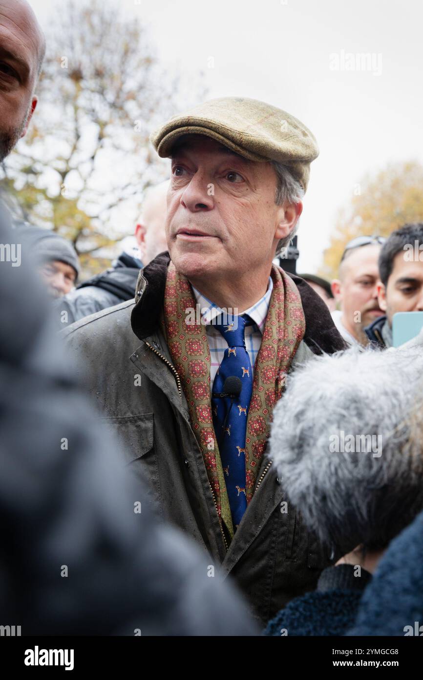 Nigel Farage at Farmers protest against the change in Labour's ...